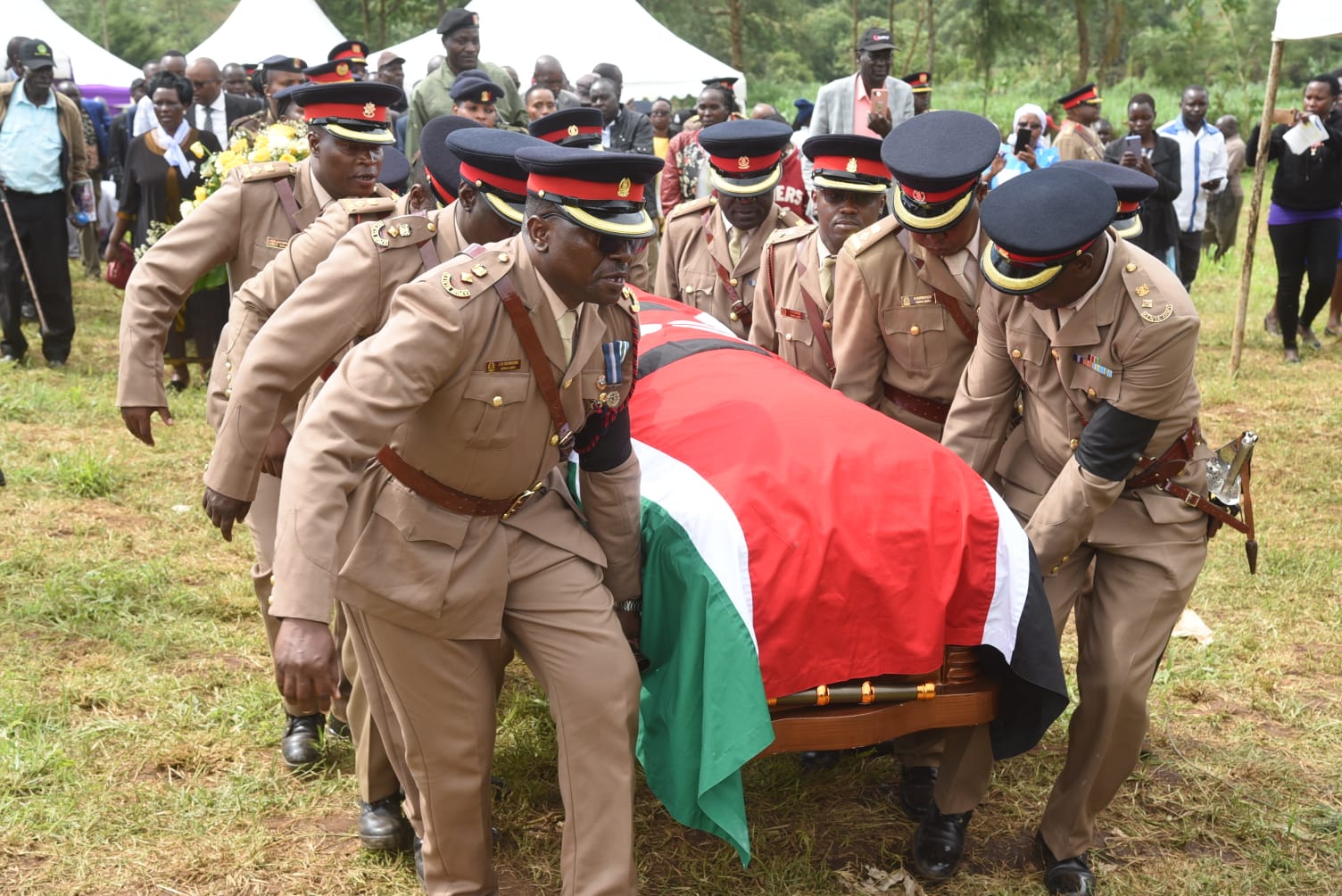 Lt Col David Sawe's final salute. - Kondele News